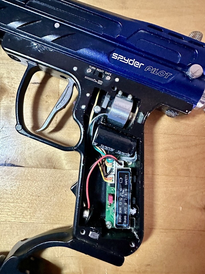 Spyder Pilot ACS Paintball Marker Gun Black Blue For Parts | eBay