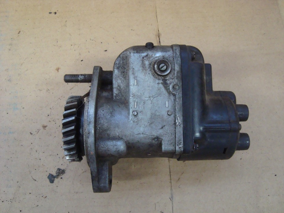 Wisconsin Magneto Y-106 Y106 4 cylinder engine ZV4B7 | eBay