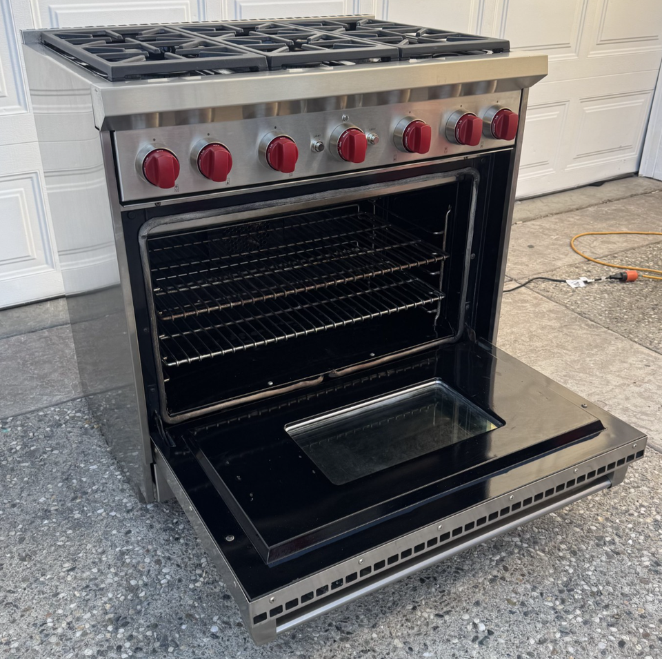 Wolf GR366 - LP - 36" Professional All Gas Range Oven 6 Burner Red ...