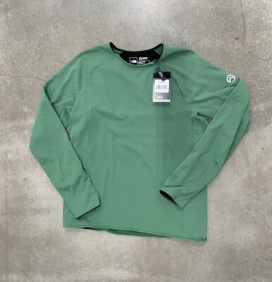 The North Face Summit Series FutureFleece Crew Neck Deep Grass Green ...