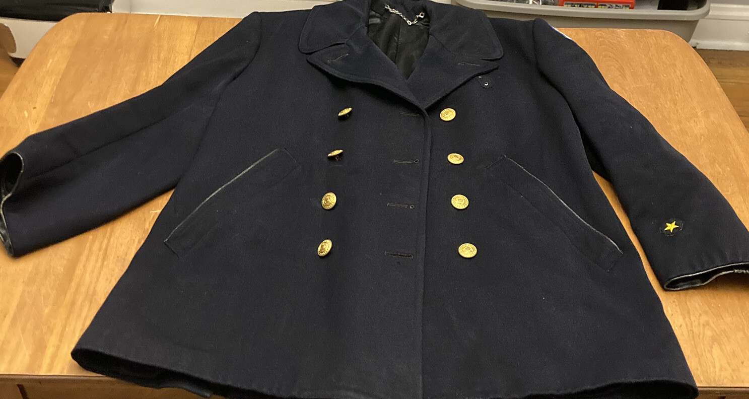 Vintage 1962 Chicago Police Formal Wool Coat With Pat… - Gem