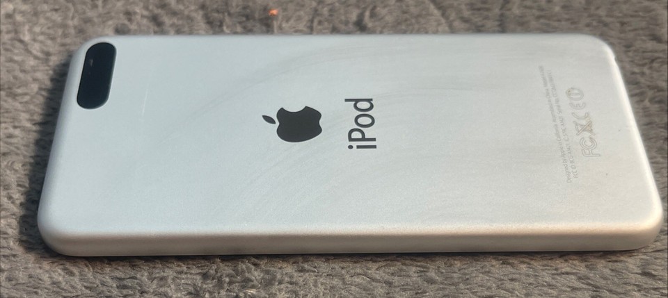 Apple iPod Touch 5th Gen 16GB ME643LL/A A1509 Silver -No Camera | eBay