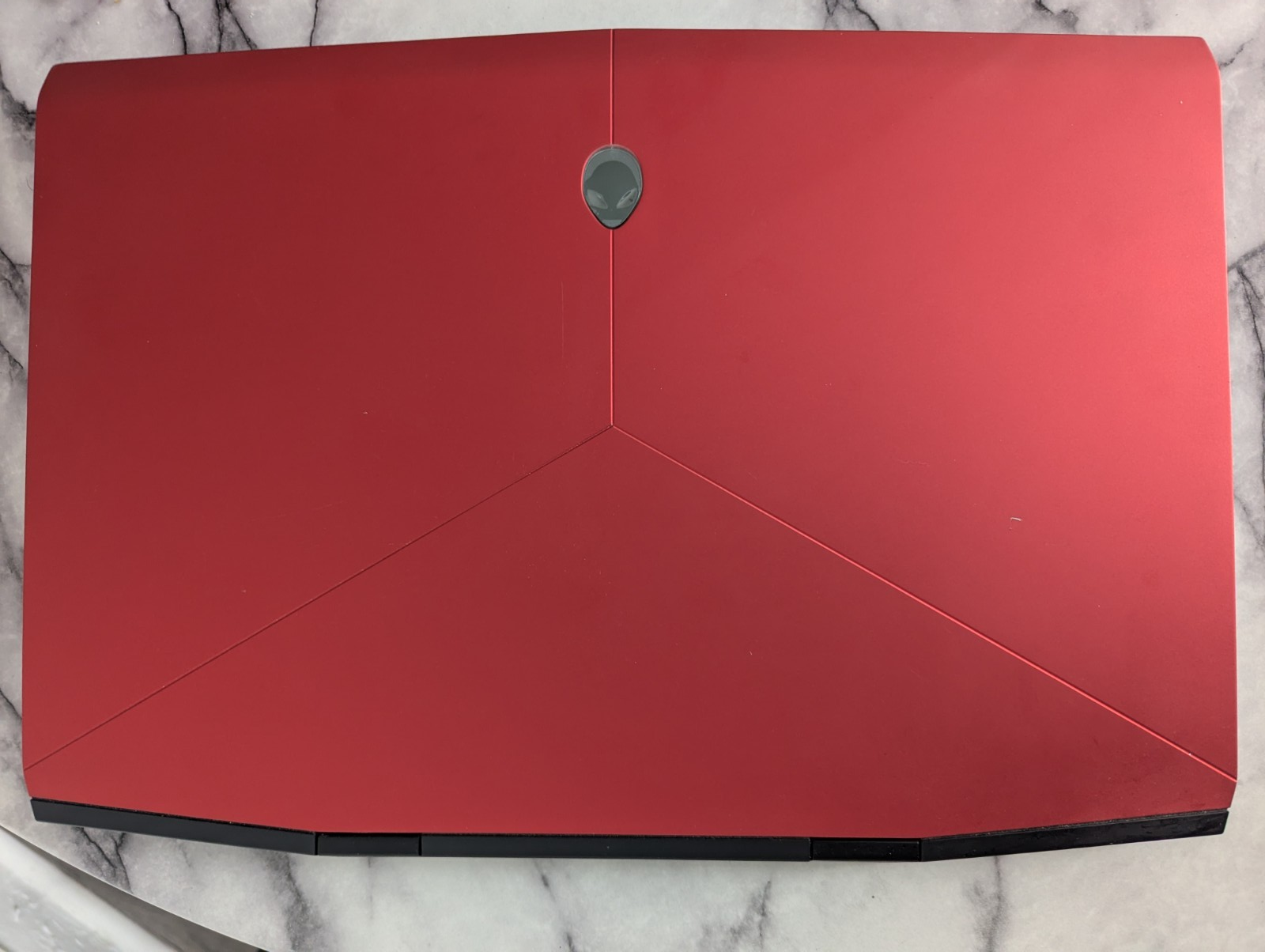 Alienware M17 Laptop i7- 9thGen, 32GB Ram, 1TB SSD Nebula Red Limited ...