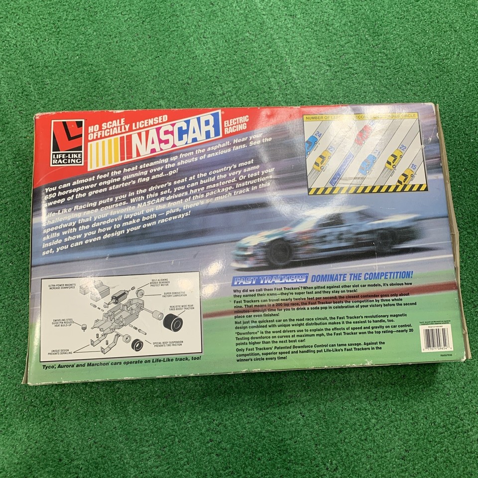 New!! Life Like Nascar Fast Stock Slot Car Set Race Track 2 Cars AC ...