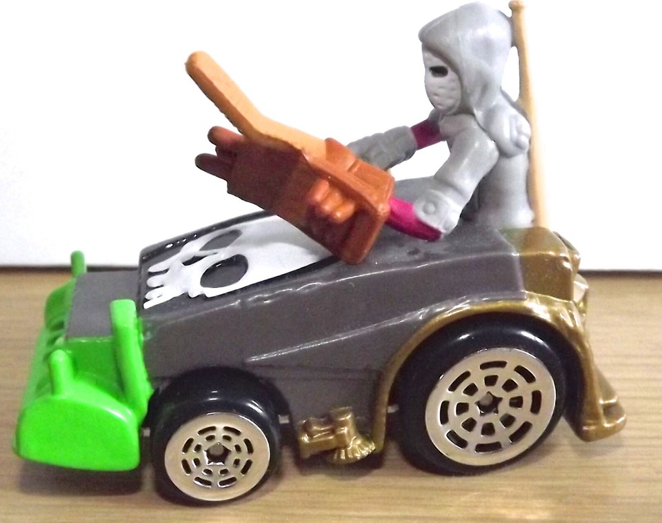 Teenage Mutant Ninja Turtles T-Machines - Casey Jones in Ice Machine ...