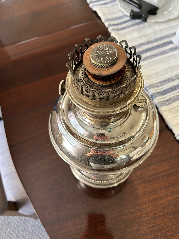 Antique Original Rayo Center Draft Kerosene Oil Lamp with Flame ...