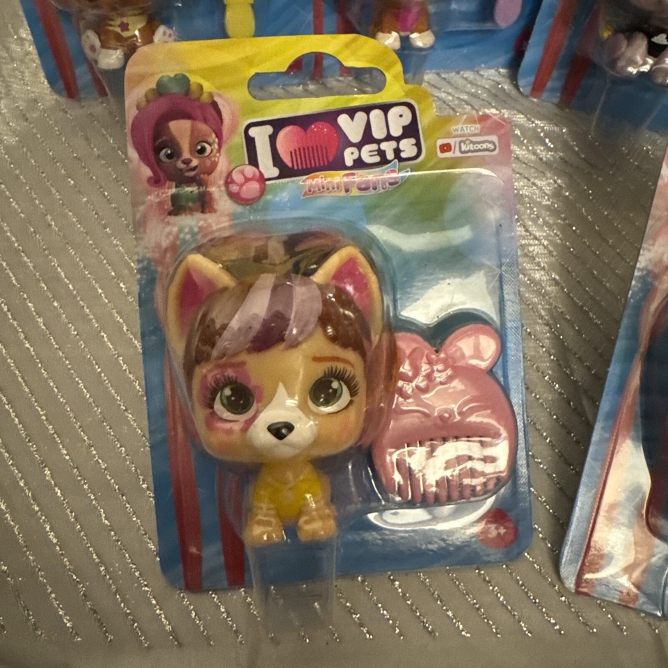 VIP Pets - I Love VIP pets Mini (7cm figure) - BNIB | eBay UK