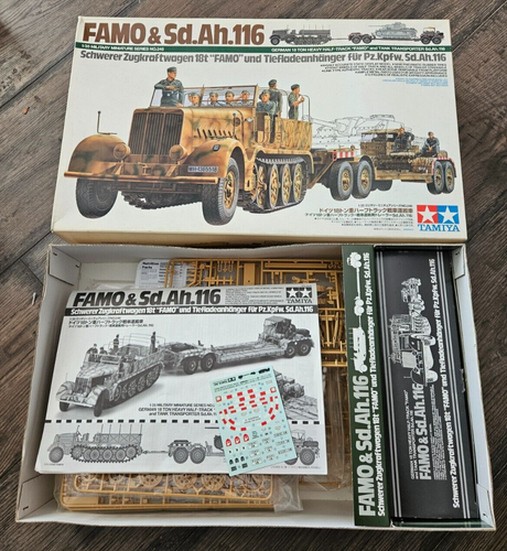 Tamiya 35246 1:35 German 18-Ton Halftrack FAMO & SdAh116 Transporter ...