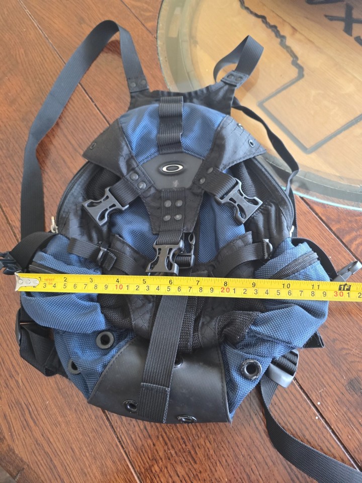 Oakley Mini Icon 1.0 Backpack - Vintage 2000's - Very Rare | eBay