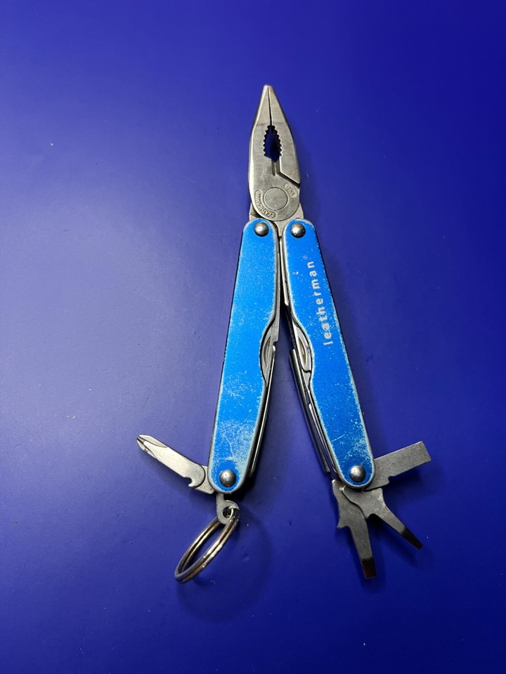 Leatherman Juice CS4 Blue multi-tool USA | eBay