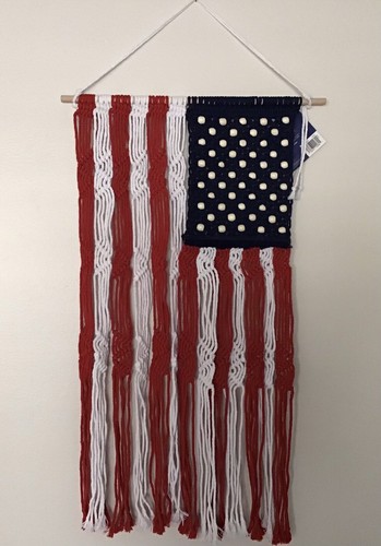 NWT~Macrame American Flag Rope Beaded Wall Hanging 14”L x 26”W~USA ...