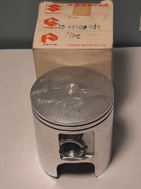 NOS Suzuki Piston .25 OS 78-79 Pe175 PE 175 for sale online | eBay