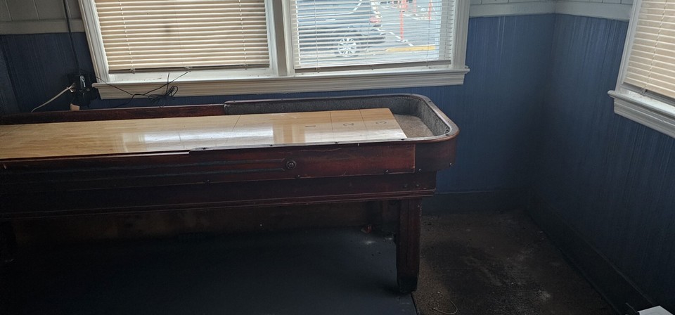 American Shuffleboard Table - Regulation Size - 25 Feet - Vintage And ...