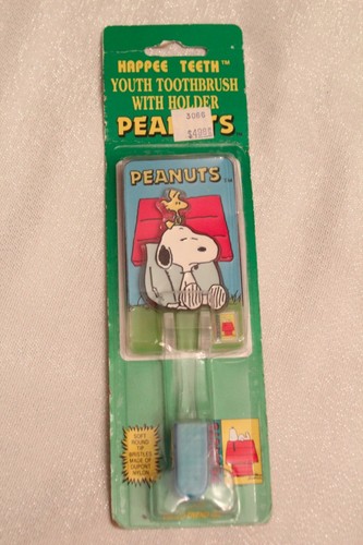 Peanuts Snoopy Youth Toothbrush w/ Holder Vintage NEW | eBay