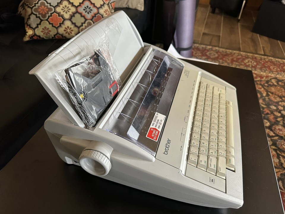 Brother Correctronic GX-6750 Daisy Wheel Electric Typewriter W/New ...