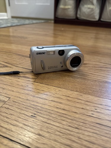 Sony Cybershot DSC-P52 3.2 MP Compact Digital Camera Silver - Tested ...