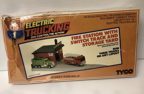 TYCO US-1 ELECTRIC TRUCKING 1983 Fire Station Switch Track & Yard ...