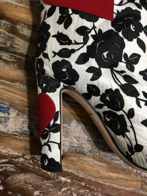 DOLCE & GABBANA ~ RED Hearts BLACK & WHITE Rose Floral BOOTS DOLCE & GABBANA ~ RED Hearts BLACK & WHITE Rose Floral BOOTS
