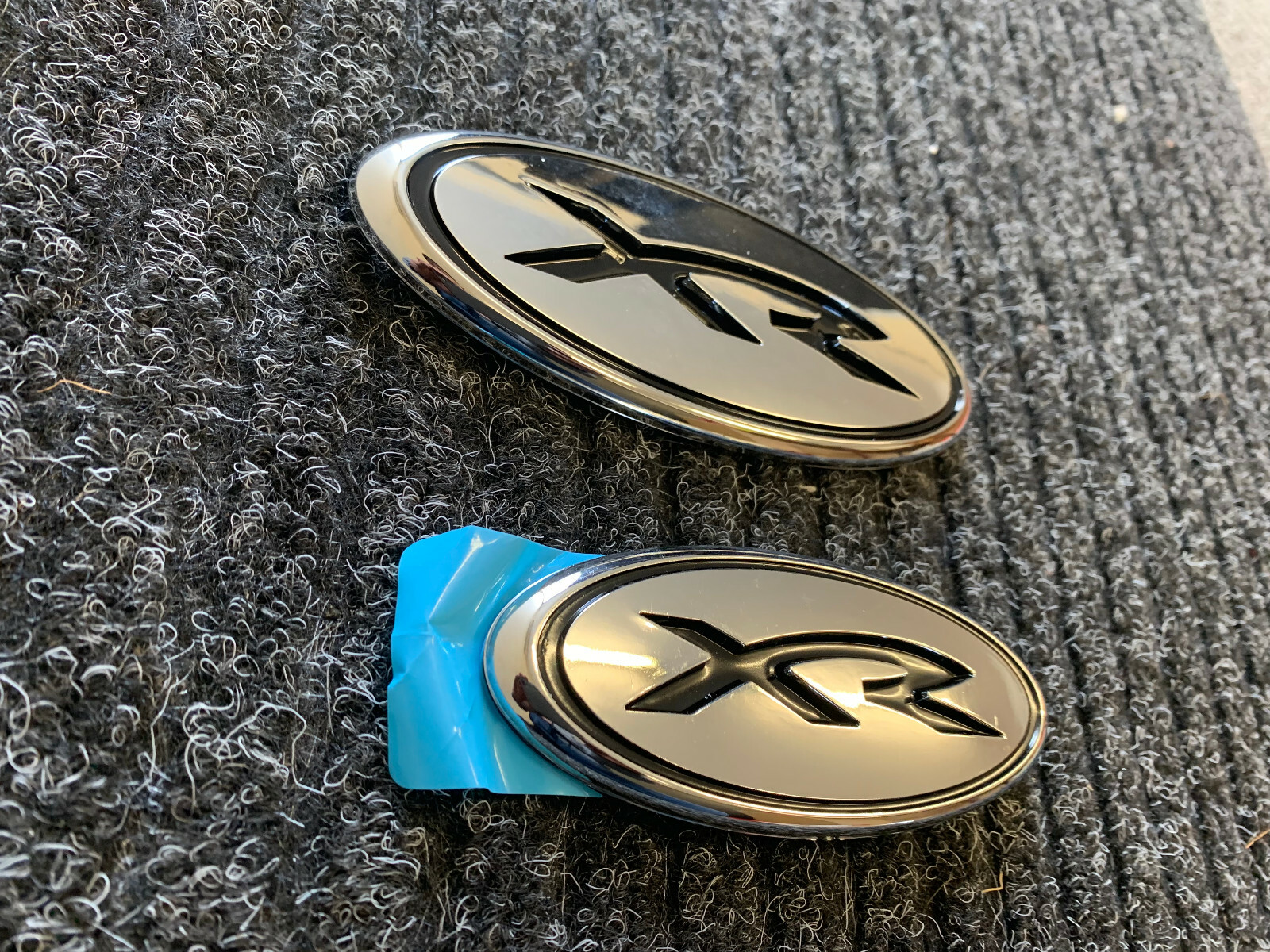 XR FRONT GRILL & REAR BOOT BADGE SUIT FG SERIES FORD FALCON/XR6/XR8 ...