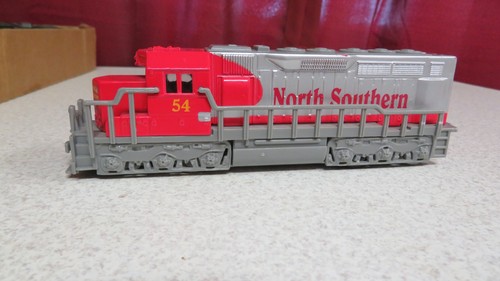 SHING FAT NORTH SOUTHERN #54 LOCOMOTIVE 4-0-4 RED/SILVER HO SCALE GAUGE ...