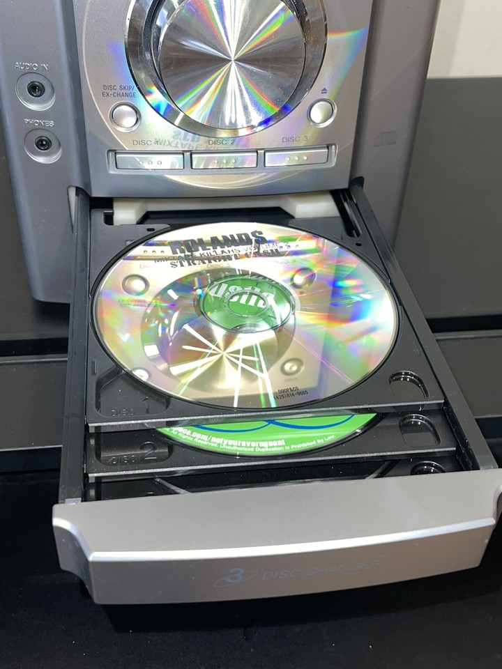 Sony MHC-EC70 Mini HIFI Component Stereo 3CD Changer Cassette Radio ...