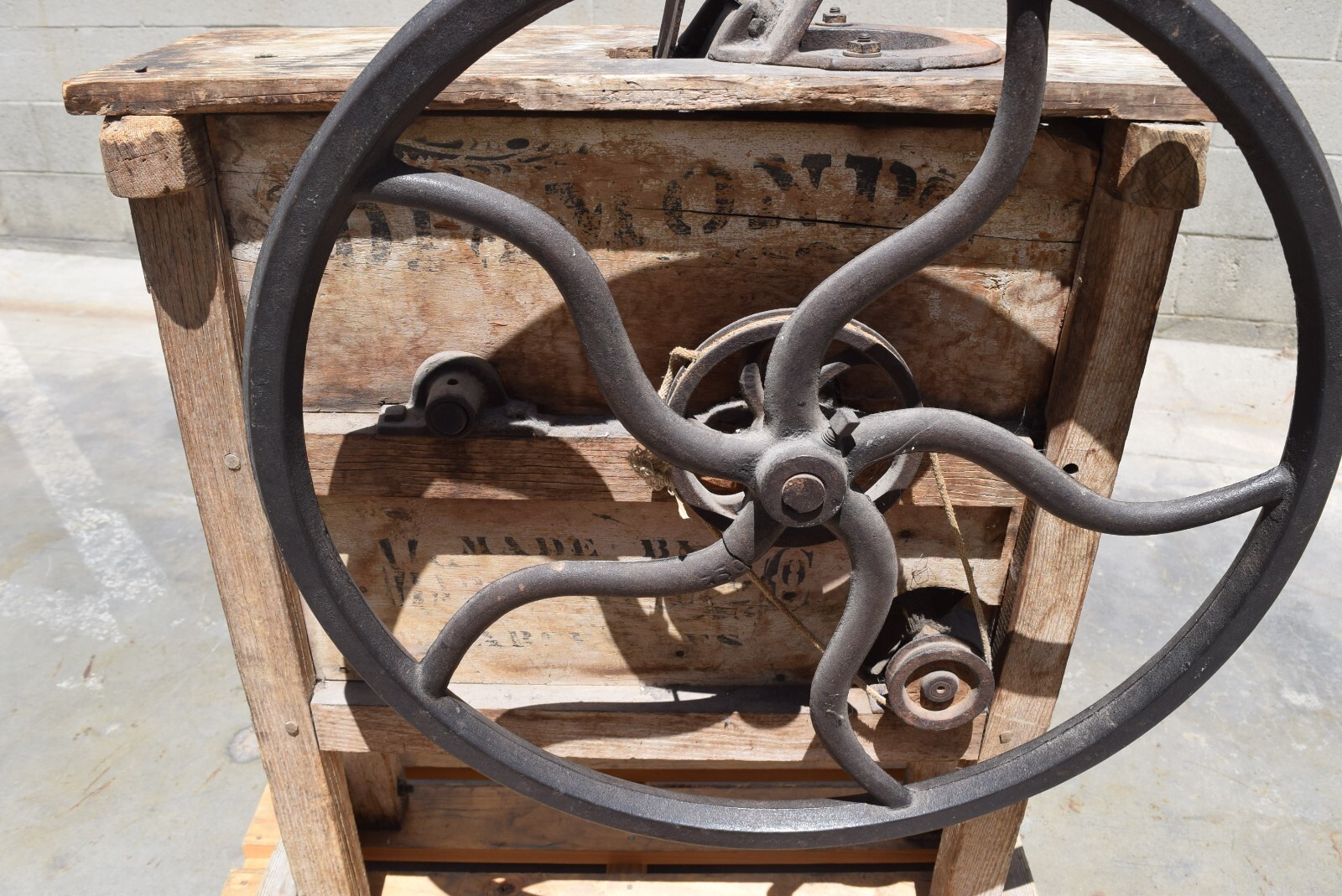 Banner Hand Corn Sheller One Hole Pat#1873 Walnut Marseilles Diamond ...