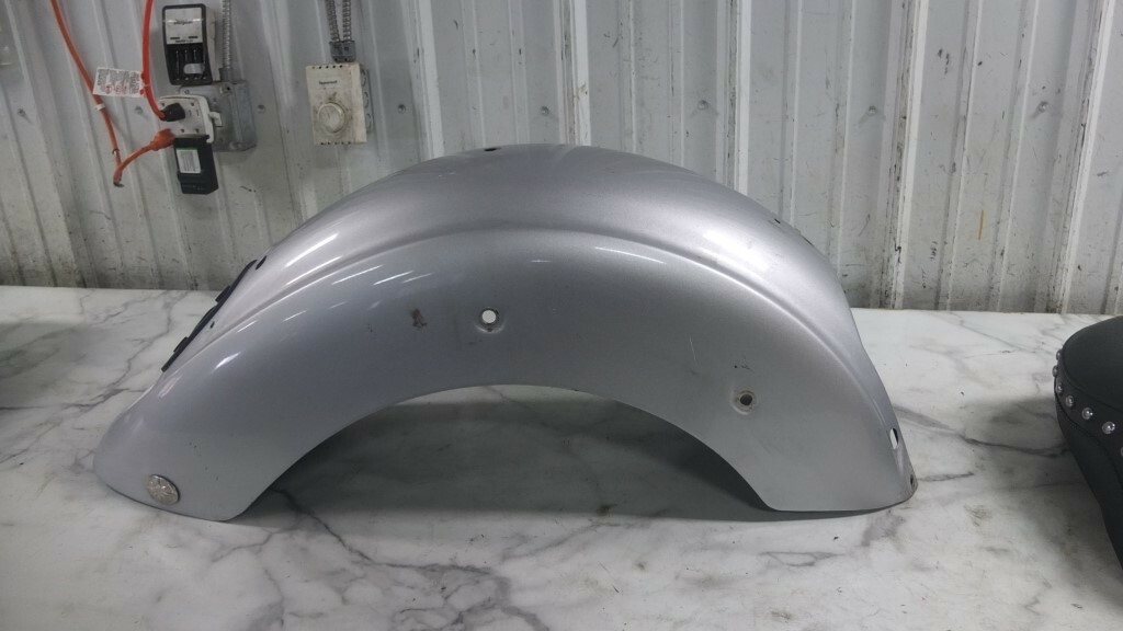 01 Yamaha XVS1100 XVS 1100 VStar V-Star Rear Back Fender | eBay
