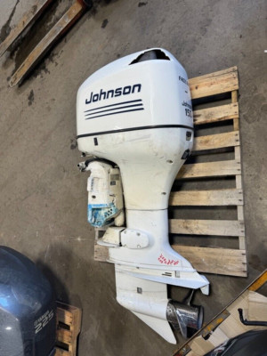 2002 Johnson Evinrude 150 hp Carbureted Outboard Boat Motor Engine 25 ...