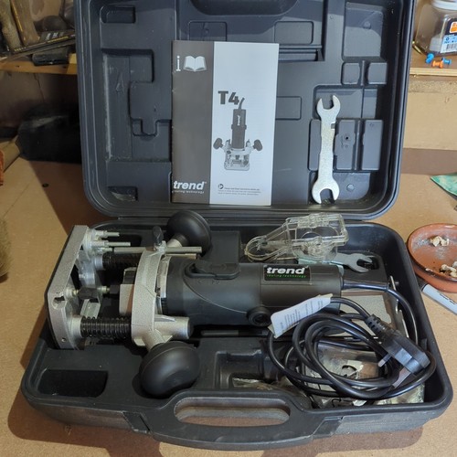 Trend T4 1/4" 850W Variable Speed Router 240V | eBay UK