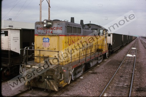 Original Slide Union Pacific UP No. 1204 EMD SW10 Proviso ILL 4-1996 | eBay