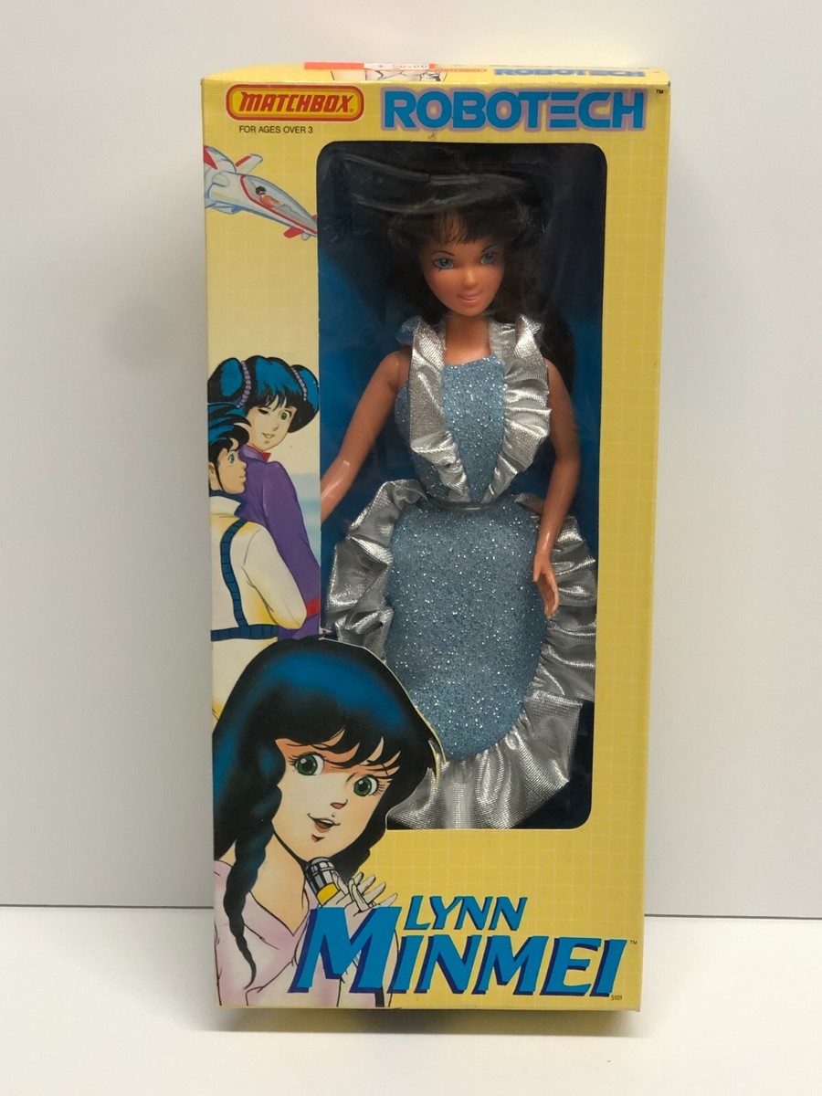 Robotech Minmei Robotech Minmei Sings To A Crowd Of Humans And