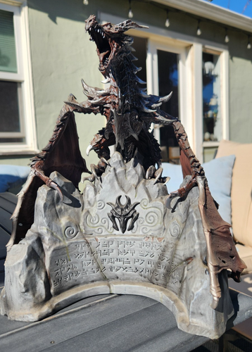 The Elder Scrolls V: Skyrim Alduin Dragon Statue and Base Collector's ...