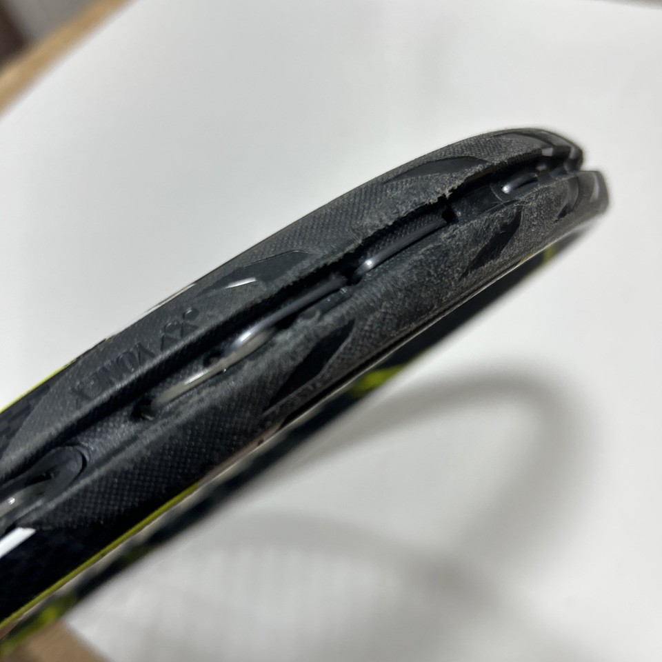 YONEX EZONE98 Tennis Racquet Grip 4 3/8” G3 285g 27” Length 98 mm ...