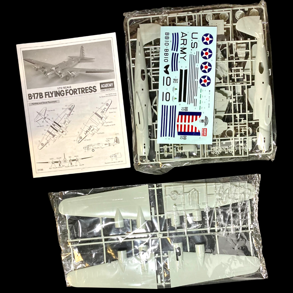 Original 1991 Academy 2106 Boeing B-17B Flying Fortress 1/72 Model ...