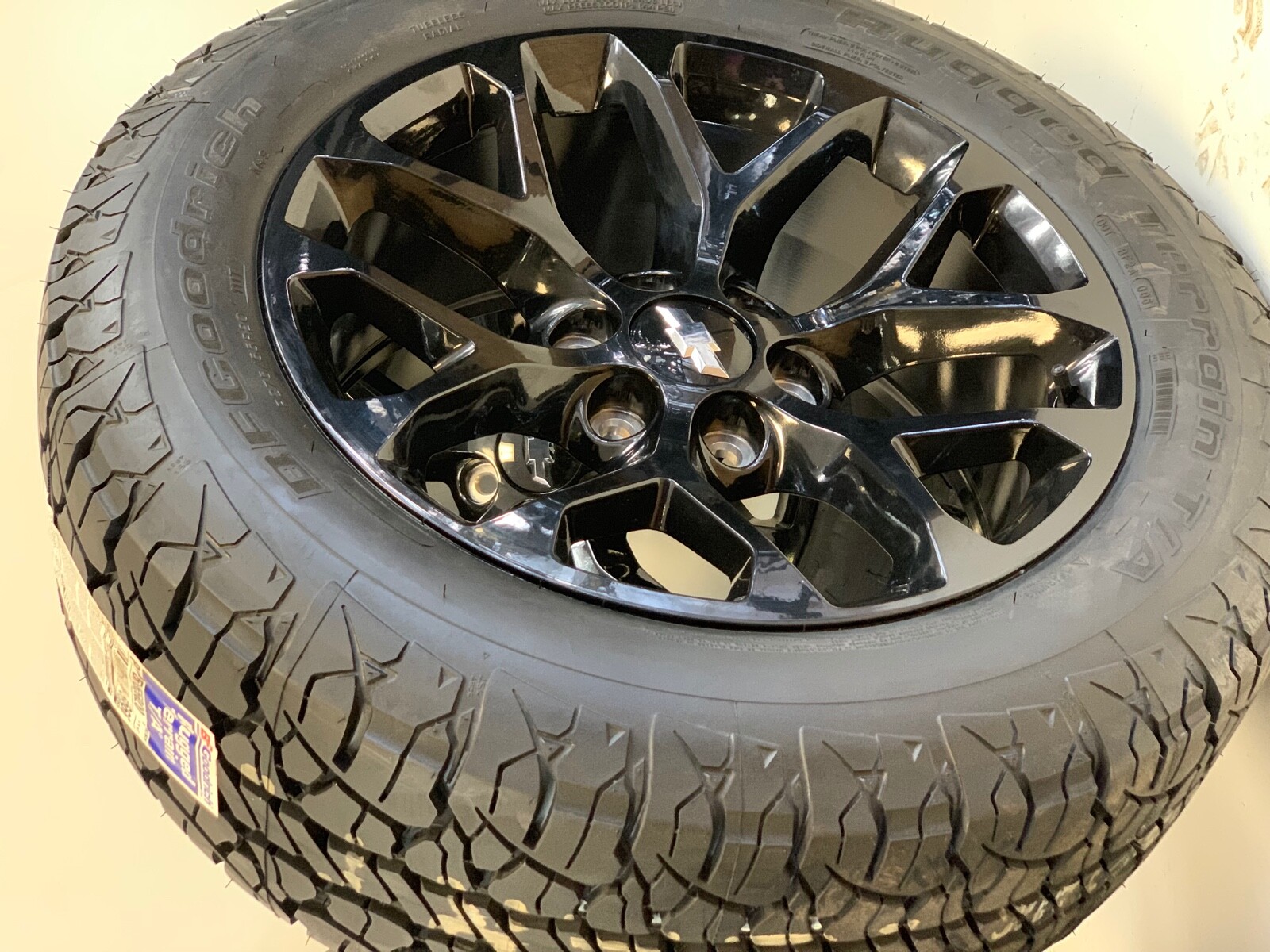 20 INCH OEM GLOSS BLACK 6X139 SNOWFLAKE WHEELS RIMS 275/55/20 BFG A/T ...