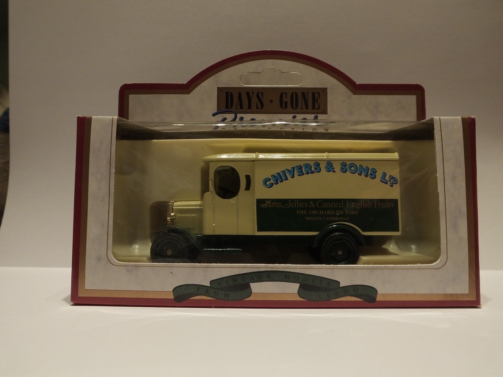 LLEDO PREMIER DG43 001 1931 MORRIS LIGHT TRUCK - CHIVERS & SONS LTD ...