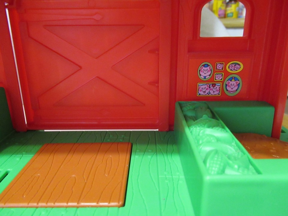 Fisher Price Little People Red Barn. 1999 Tested Works Good Used ...