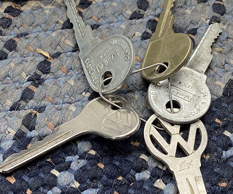 LOT VINTAGE VW VOLKSWAGEN BEETLE PARTS BOSCH OEM SWITCHES MIRRORS ...