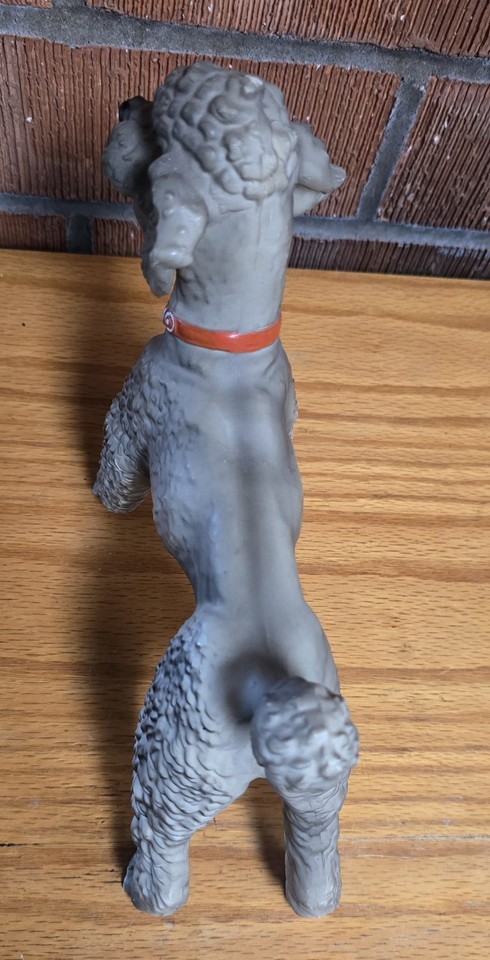 Breyer HTF Traditional GREY POODLE with 💙BLUE RIBBON STICKER💙 Extremely ...