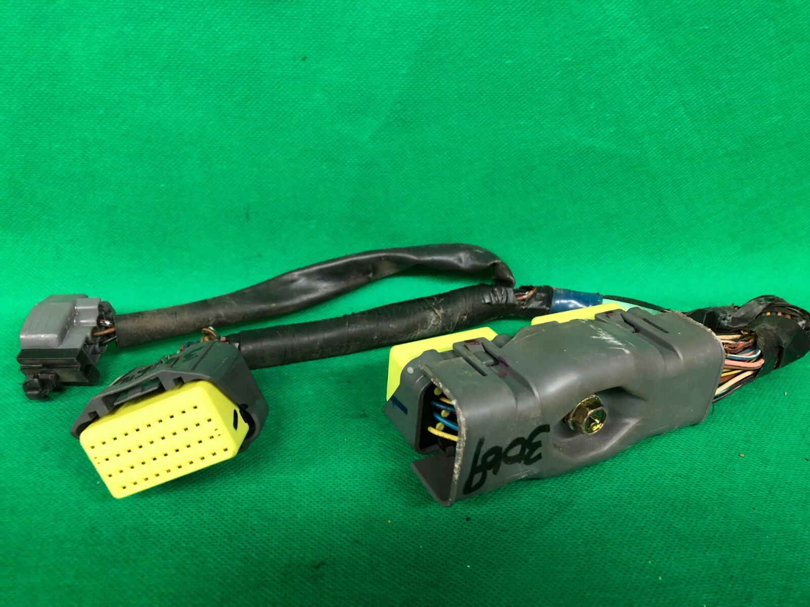 WIRING HARNESS PLUG CONNECTOR 93 94 GS300 ECM ECU MODULE PCM 8966130690 ...