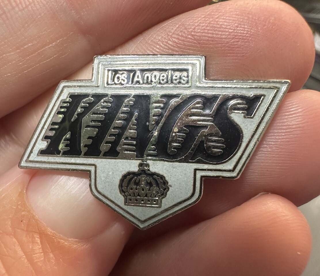 Old Los Angeles Kings Logo LA KINGS PIN LOS ANGELES L.A. NHL HOCKEY