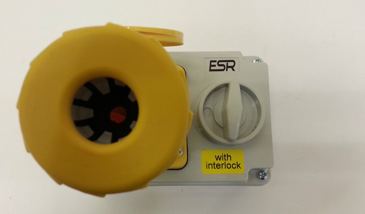 INDUSTRIAL SWITCHED INTERLOCKED SOCKET & PLUG 110v YELLOW 32a BS4343 ...