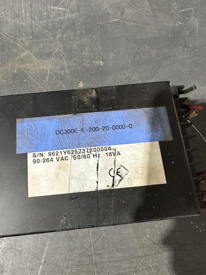 Honeywell DC300E-E-200-20-0000-0 UDC3000 VERSA-PRO Temperature Controller (SP14) | eBay