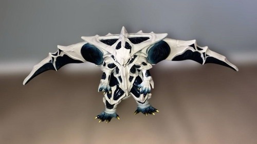 Bandai Ultra Monster Series Geranda Collectible Action Figure, 6-inch ...