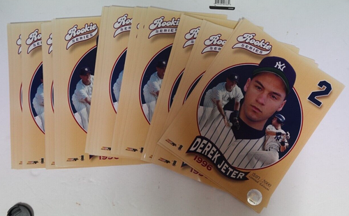 DEREK JETER NEW YORK YANKEES 8X10 PHOTO HAND #ED /5000 LOT OF 35 W/ MLB ...