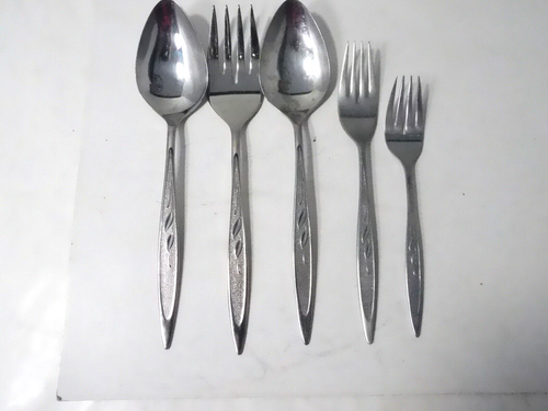 5 Mixed Lot Wm A. Rogers Oneida Stainless Flatware Royal Harvest Leaf ...