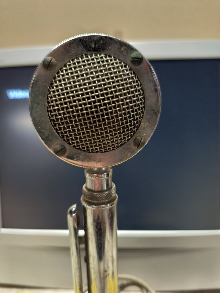 Robyn T-240D "The Executive" 40CH CB Base "Yellow Bird" Untested. See ...