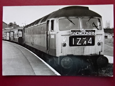 PHOTO CLASS 47 47060 AT GLOUCESTER 10/6/73 HEADBOARD THE SNOWDONIAN ...