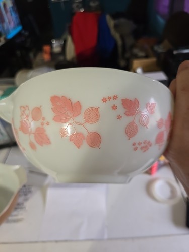 Vintage Pyrex 443 Pink on White Gooseberry 2 1/2 Quart Cinderella ...