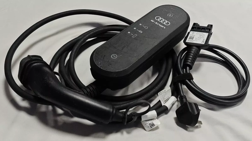 GENUINE AUDI E-TRON CHARGING CABLE CHARGER 3 PIN HOME UP TO A3 A7 A8 Q5 ...